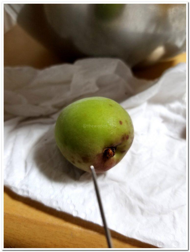 How to make homemade Umeshu (Japanese plum wine) - The Wadas On Duty